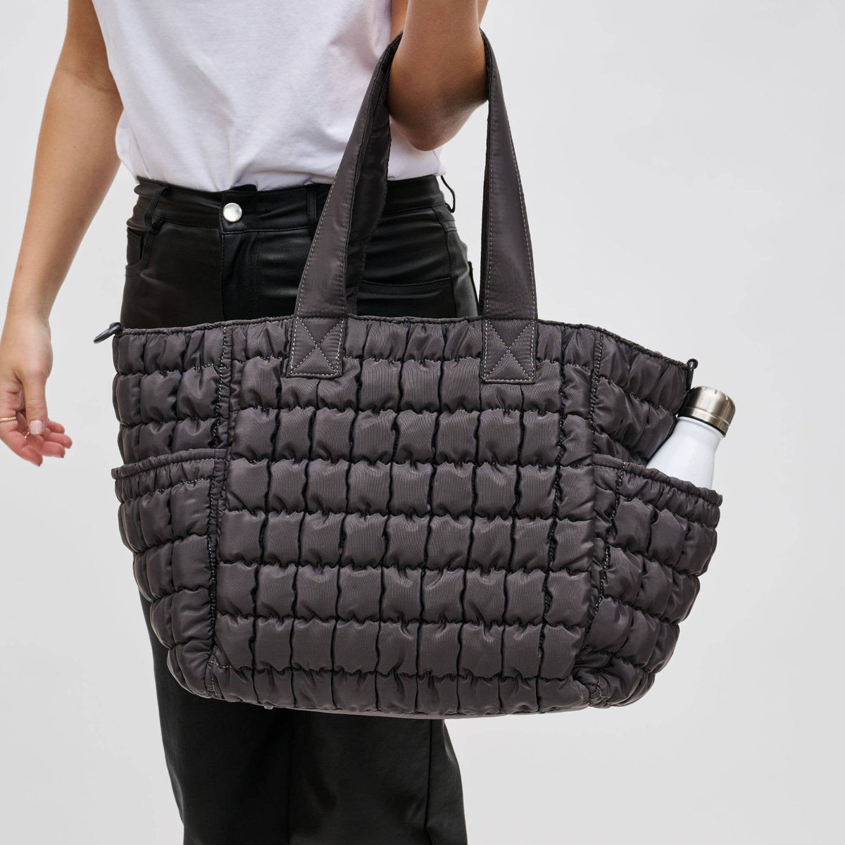 Dreamer - Quilted Nylon Tote: Carbon– Pink Dot Styles